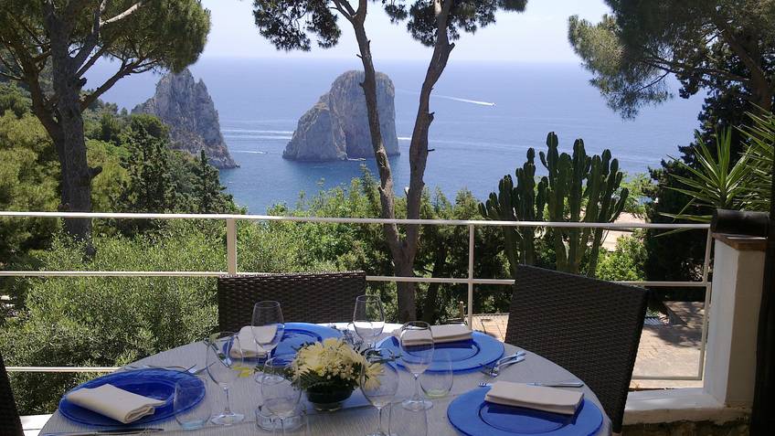 Restaurant Il Geranio on Capri - Info and Photos
